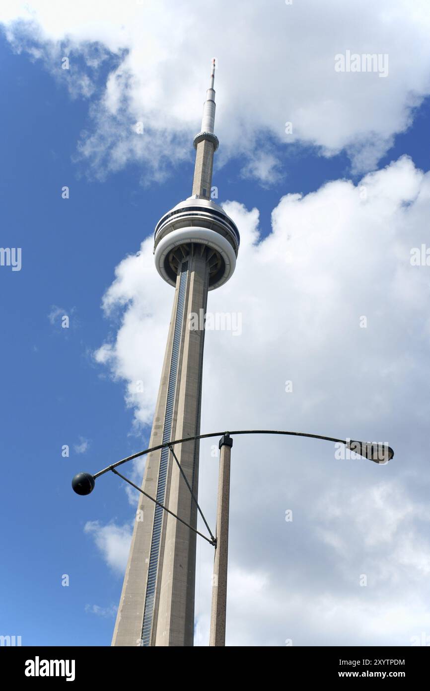 33 meter pole hi-res stock photography and images - Alamy