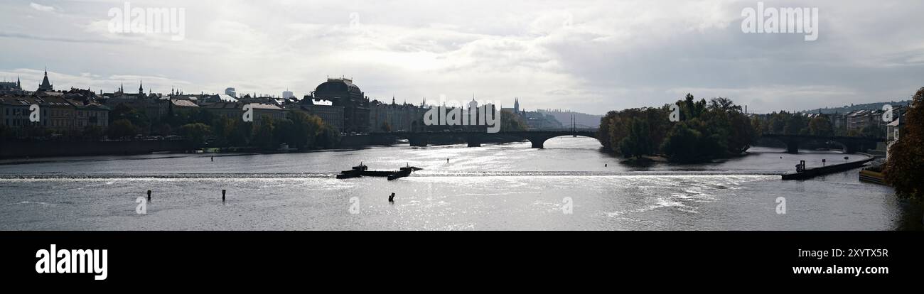 Waterfront panorama vltava river hi-res stock photography and images - Alamy