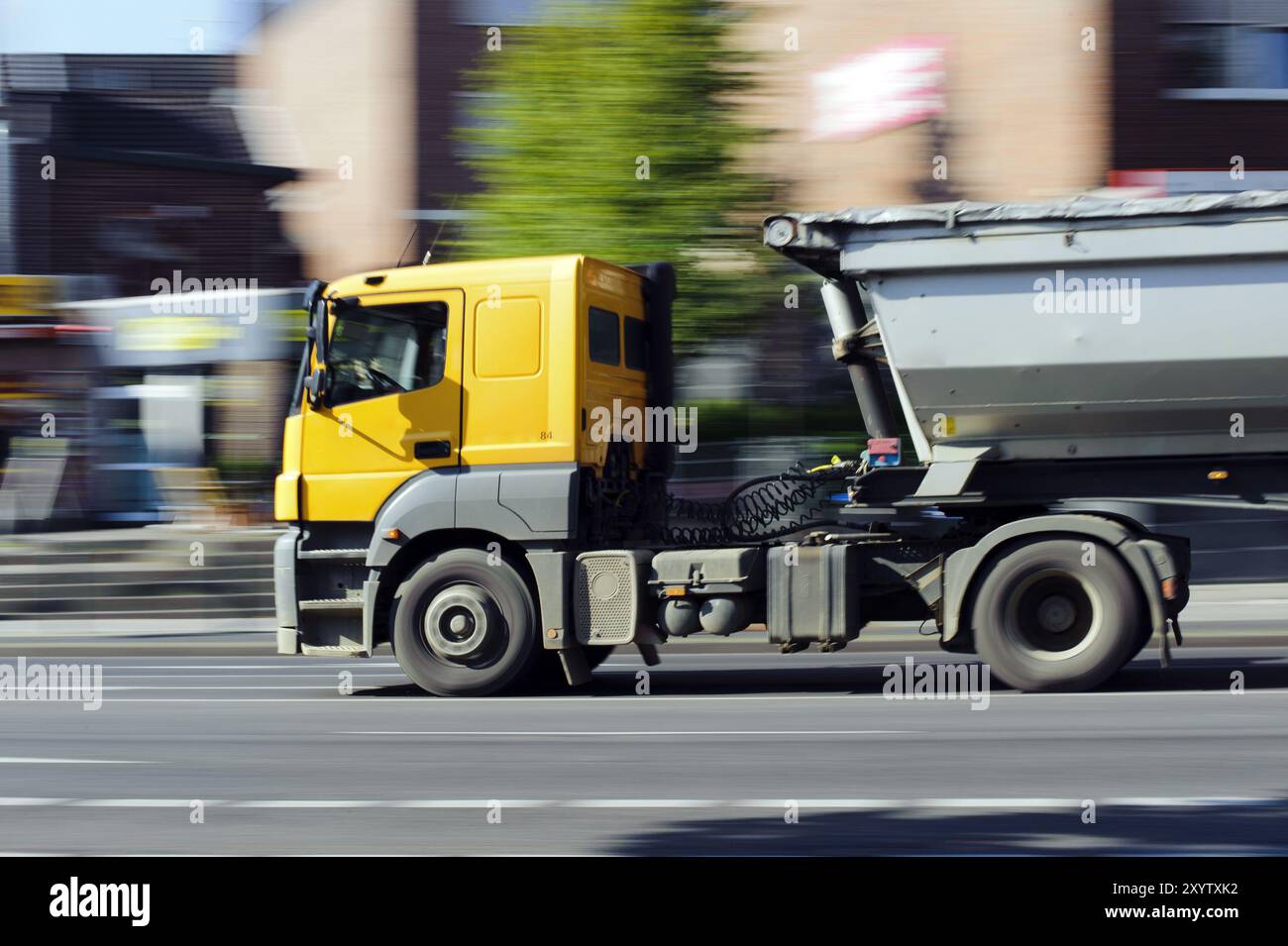Empty lorry cab hi-res stock photography and images - Alamy