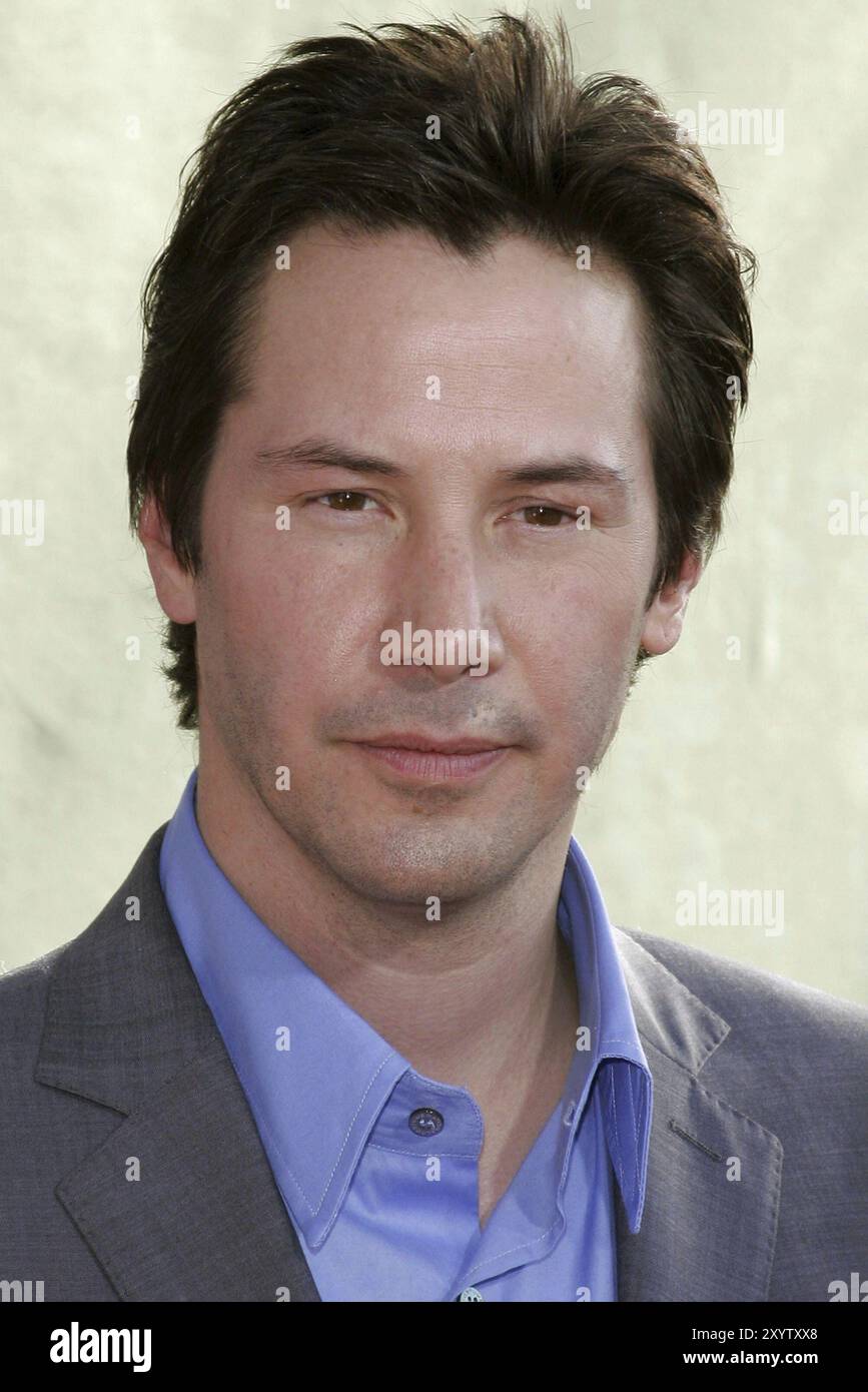 Keanu Reeves at the Los Angeles premiere of 'The Lake House' held at ...