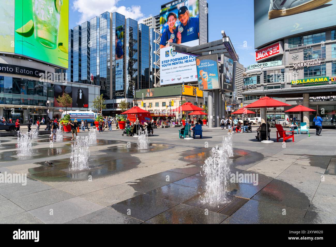 Sankofa square hi-res stock photography and images - Alamy
