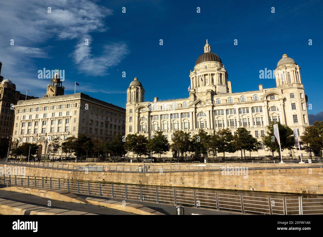 The Port Of Liverpool Building Stock Photo - Alamy
