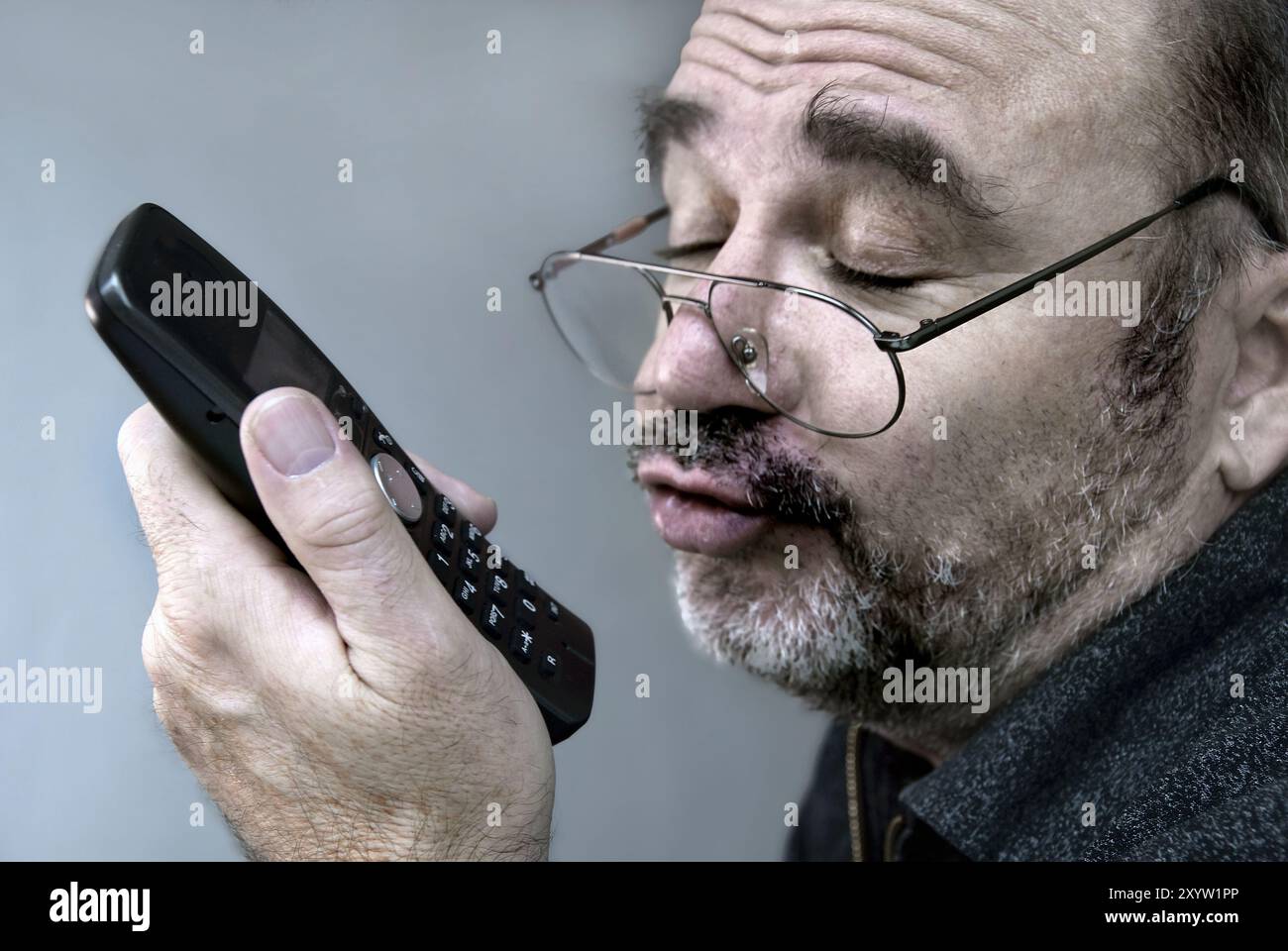 Cutout customers hi-res stock photography and images - Alamy