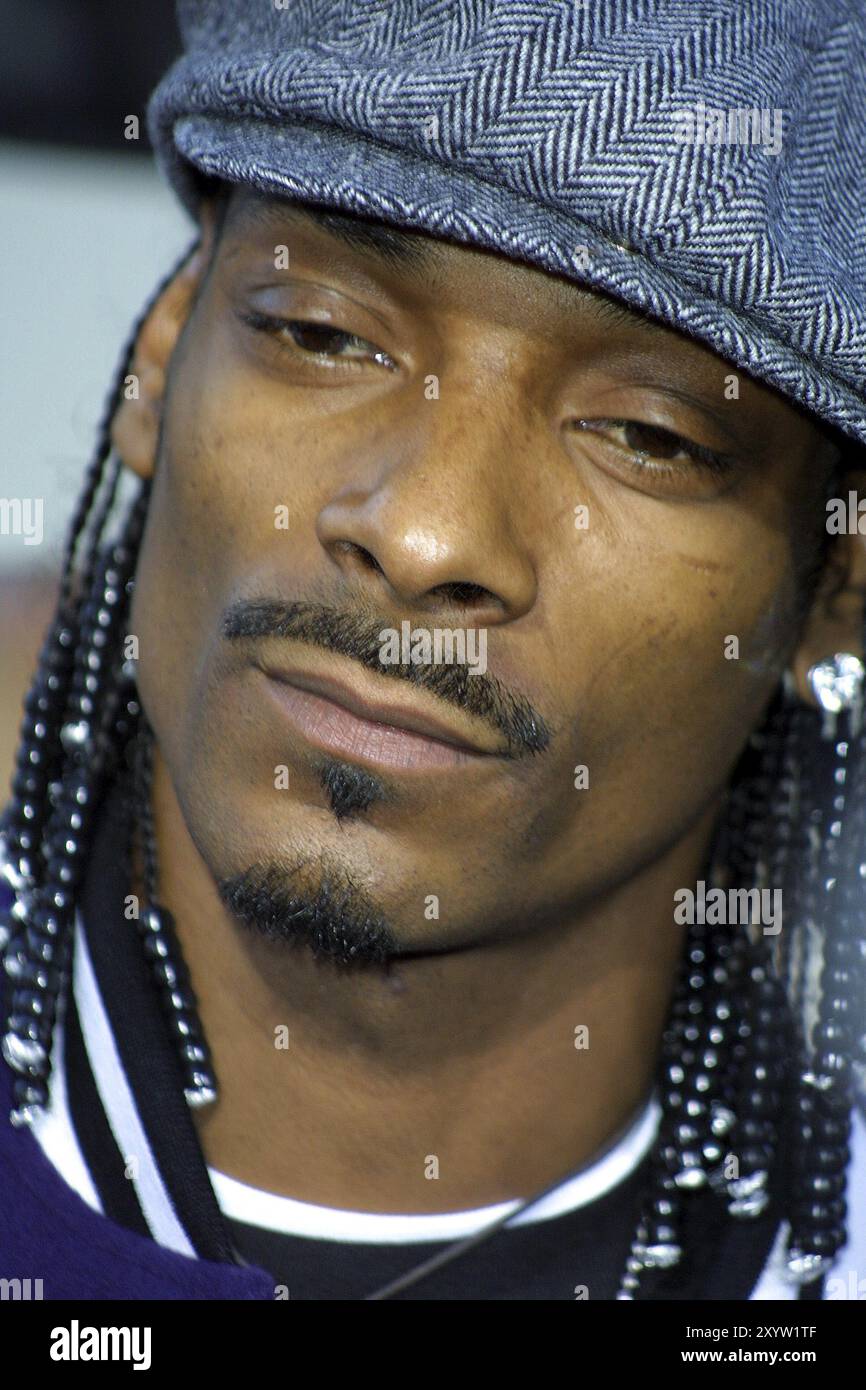 Snoop Dogg at the Los Angeles premiere of 'Soul Plane' held at the Mann ...