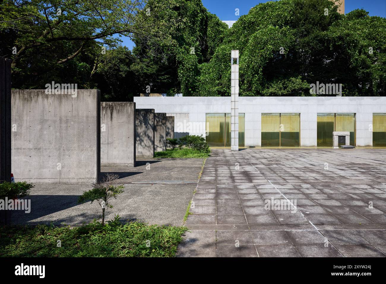 Tokyo War Dead Memorial (東京都戦没者霊苑), designed by Aida Takefumi, 1988 ...
