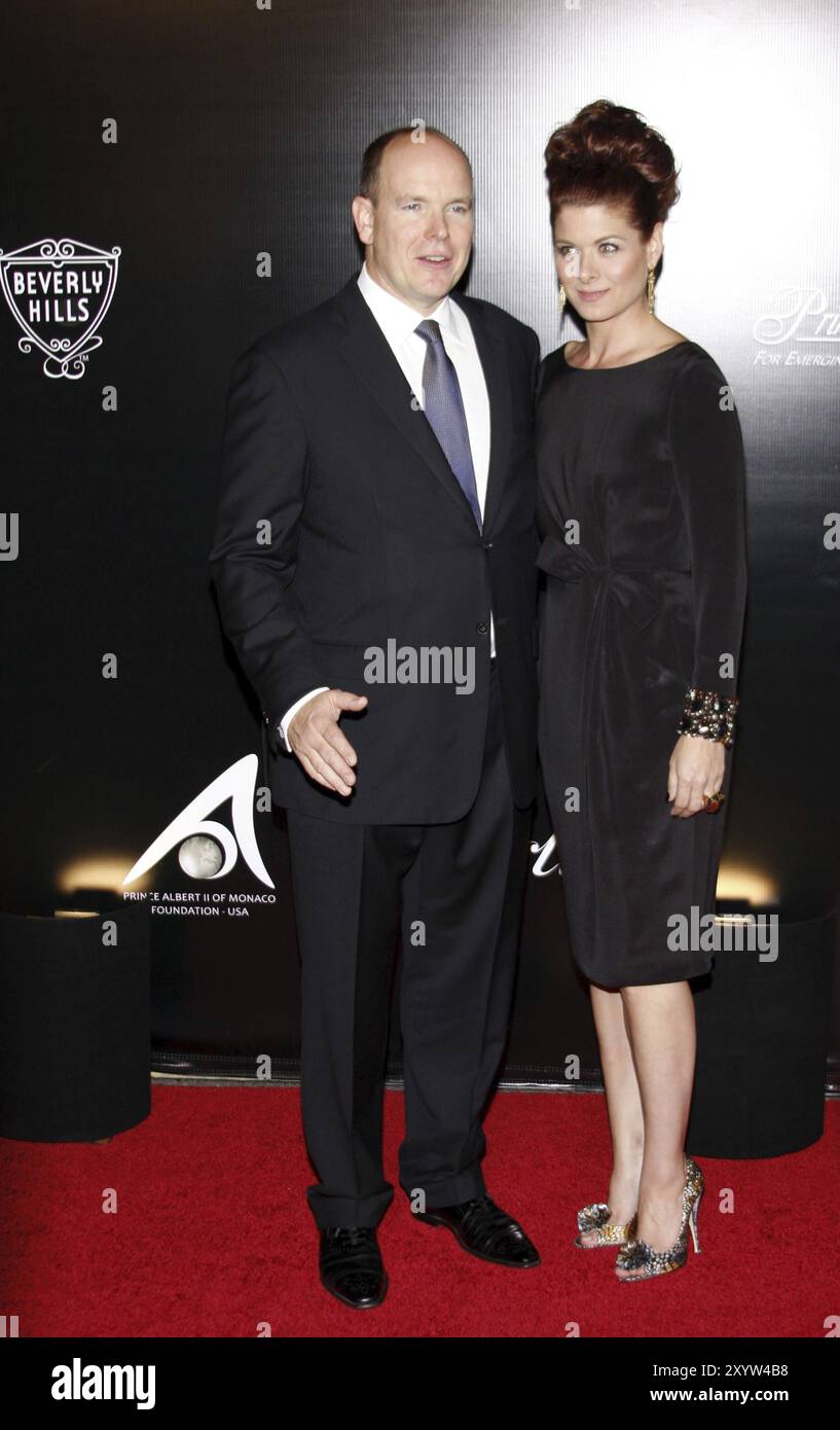 Prince Albert II of Monaco and Debra Messing at the Rodeo Drive Walk of ...