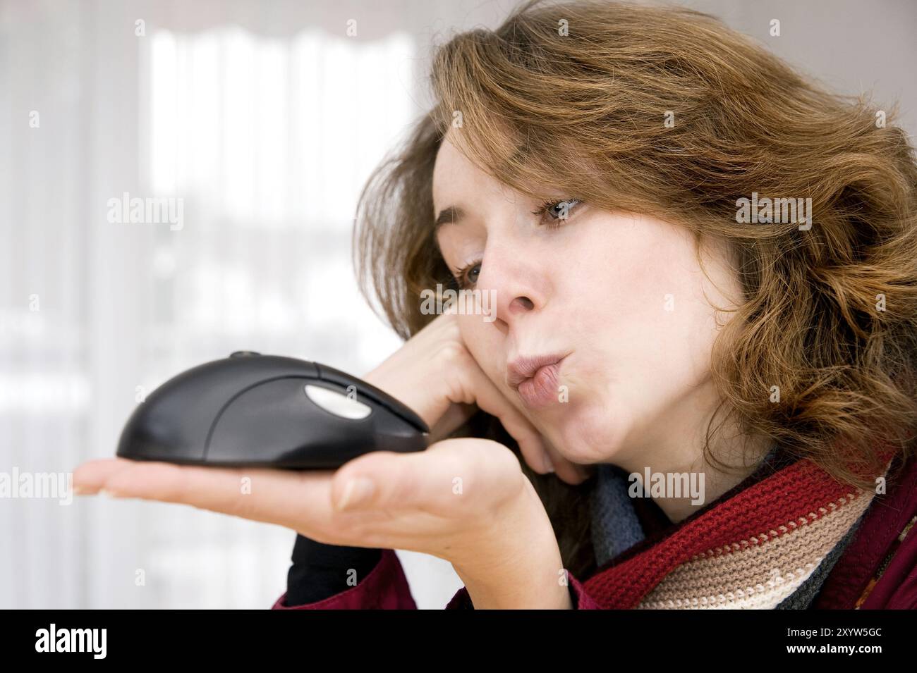 Womens kissing lips hi-res stock photography and images - Alamy