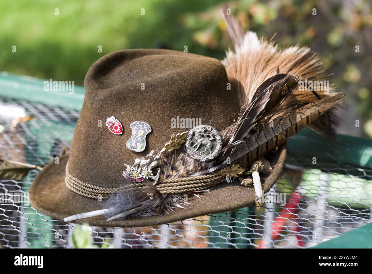 Hunters emblem hi-res stock photography and images - Alamy