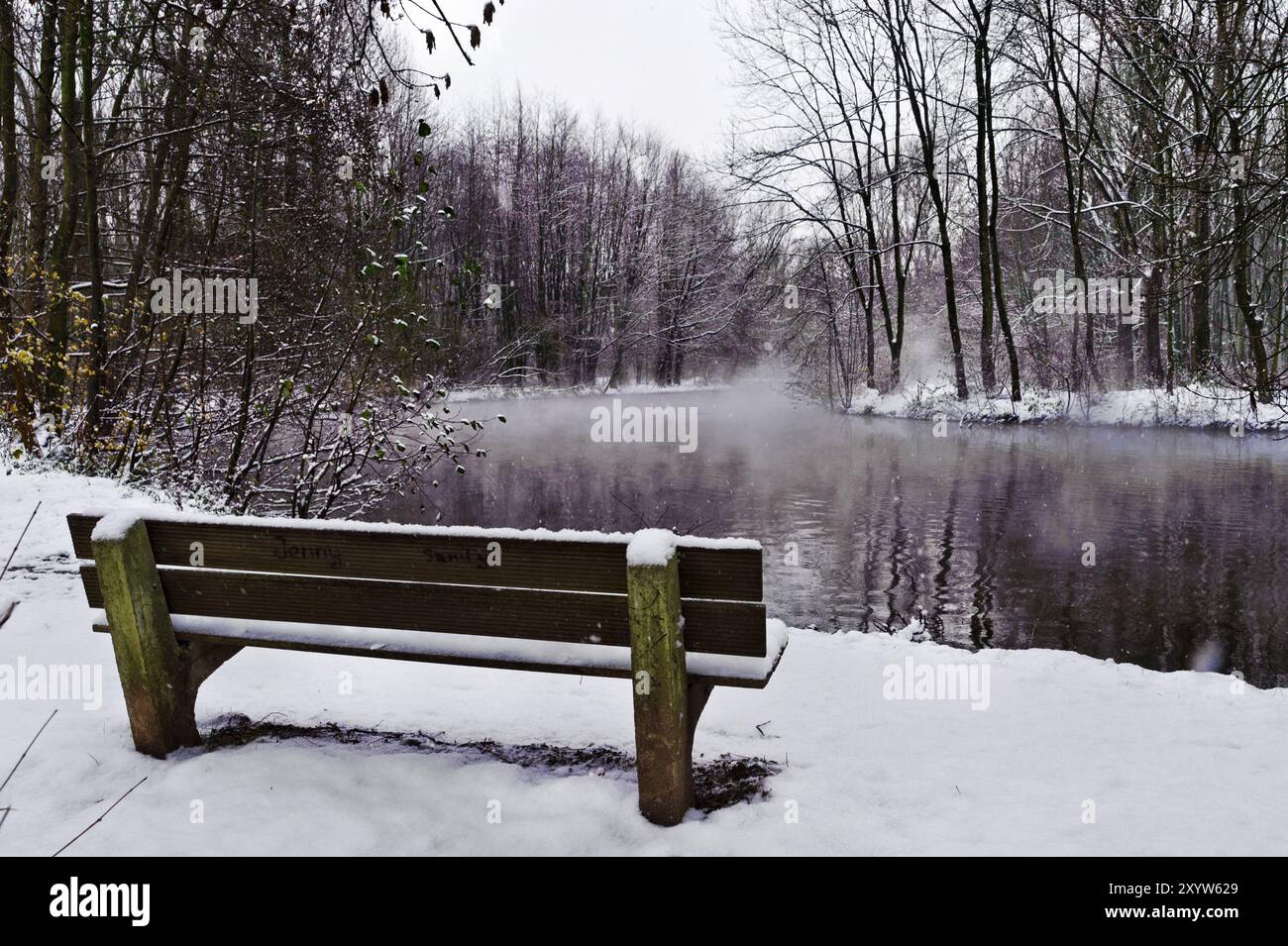 Wintry river hi-res stock photography and images - Alamy