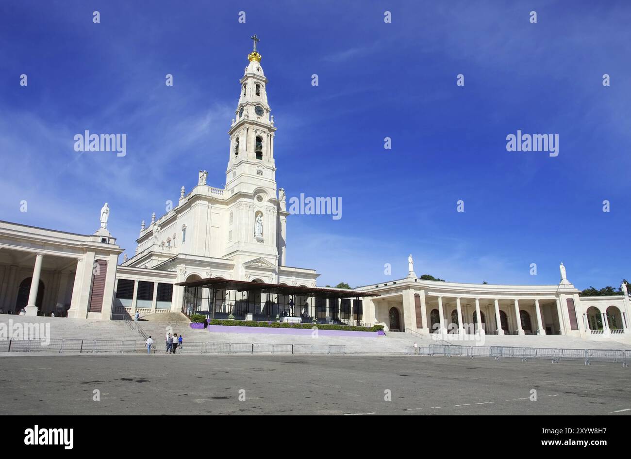 Fatima basilika hi-res stock photography and images - Alamy