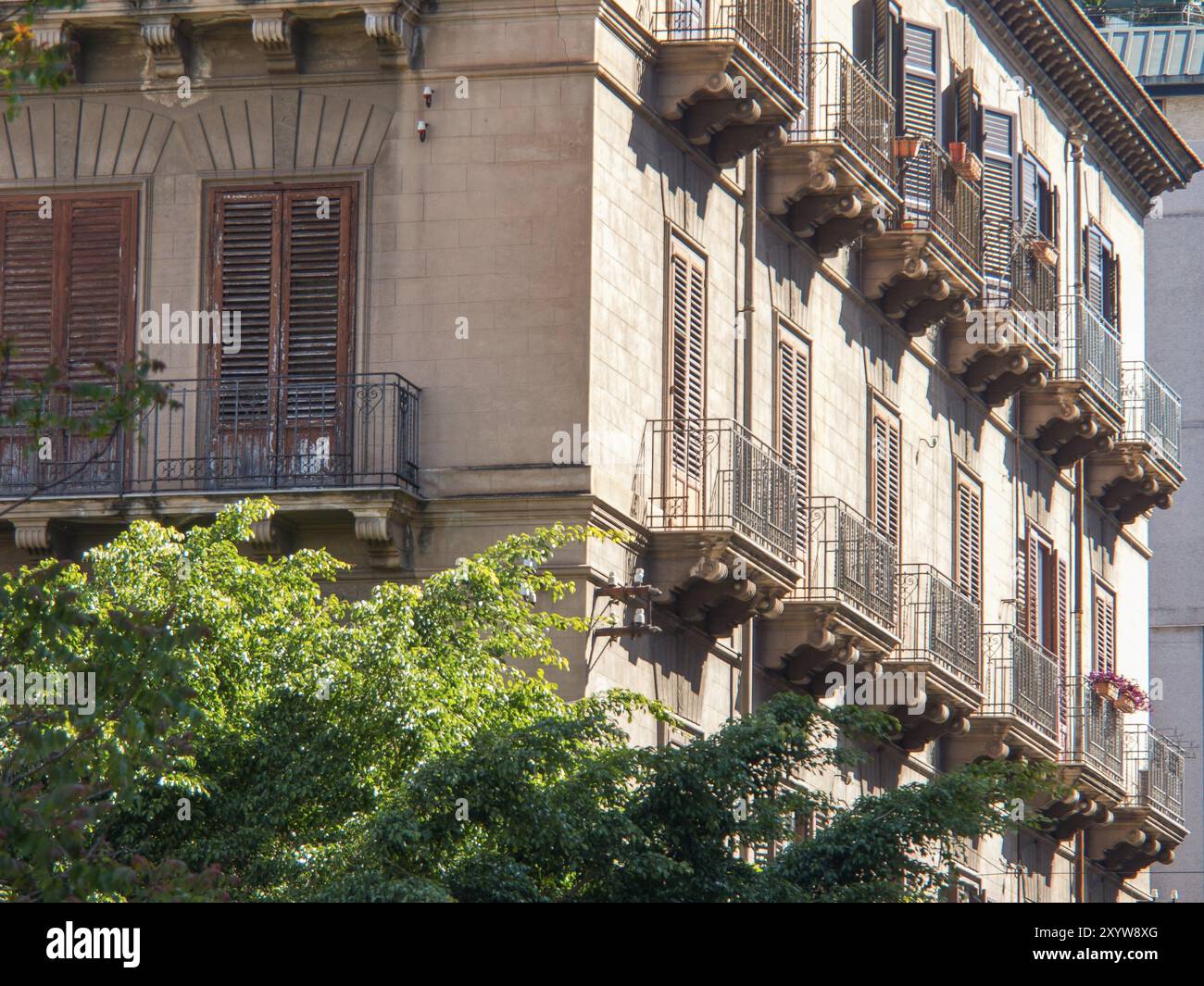 Balcony with overgrown plants hi-res stock photography and images - Alamy