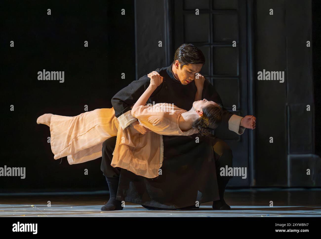 Sadlers Wells, London, UK. 29th August, 2024. Performers Chang Hongji ...
