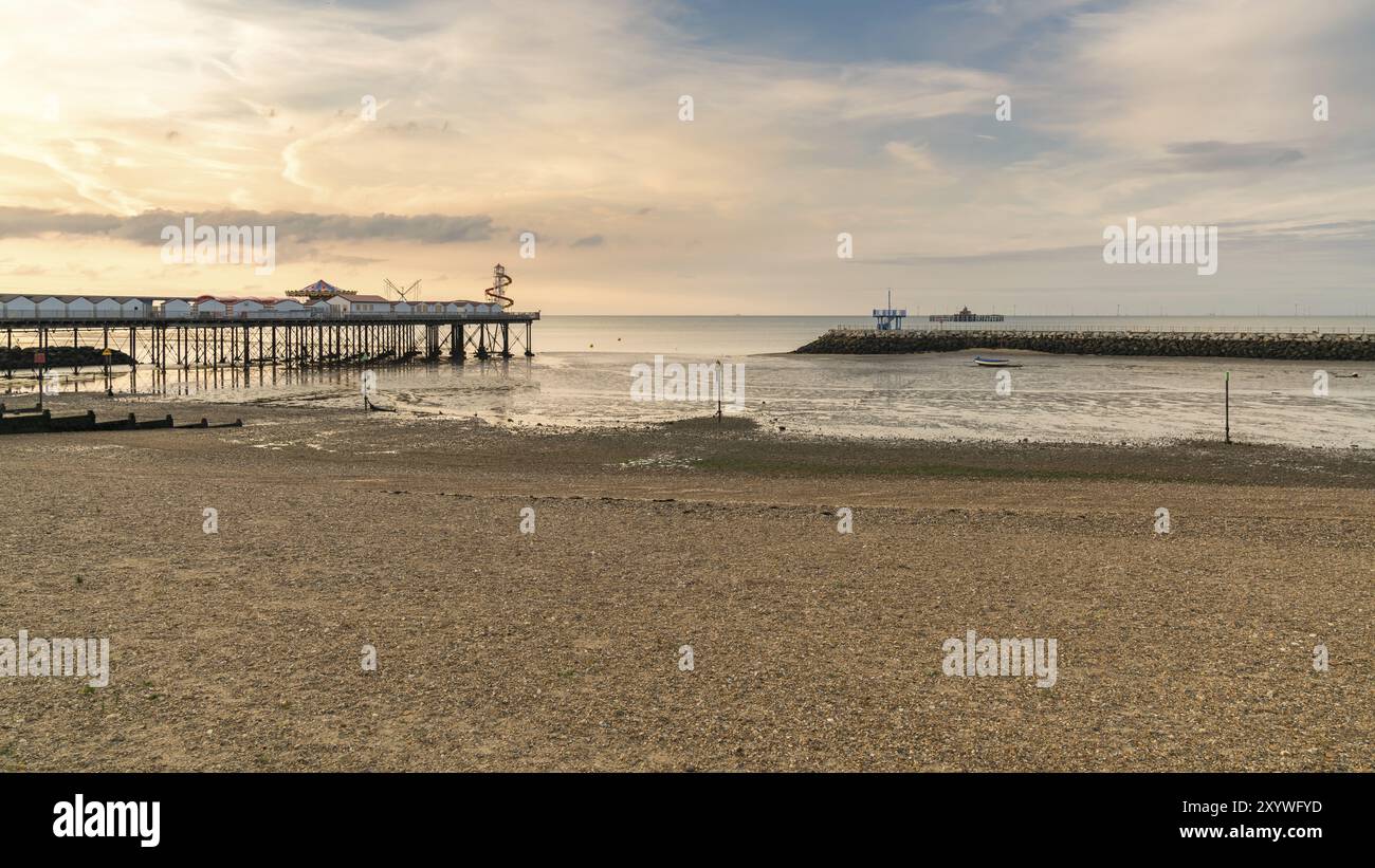North Sea coast with the beach, Neptunes Arm and the pier in Herne Bay ...
