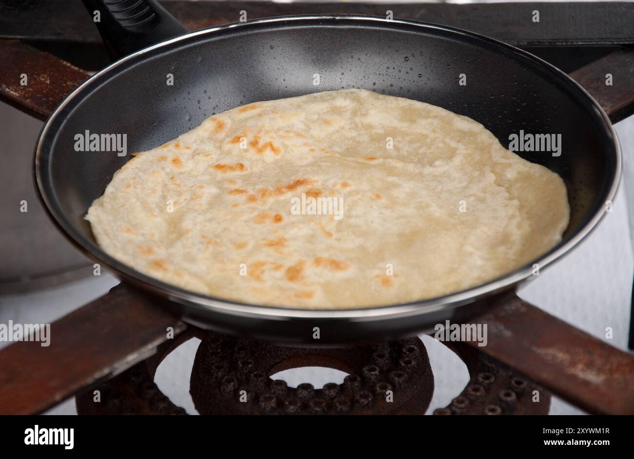 Cooking Roti, Sri Lankan Food Stall, Harringay Market, Harringay ...