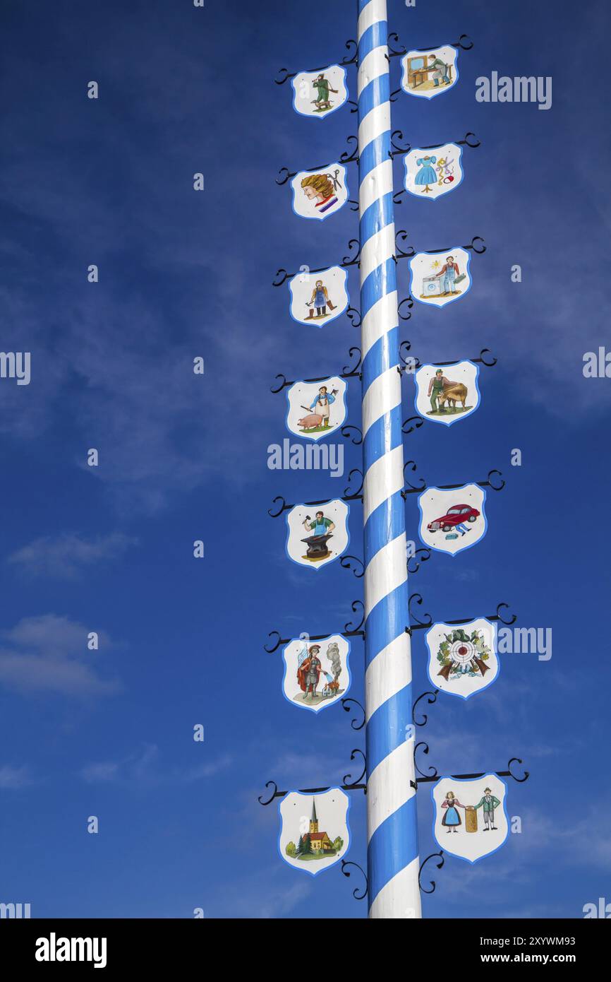 Adorned in traditional clothing hi-res stock photography and images - Alamy