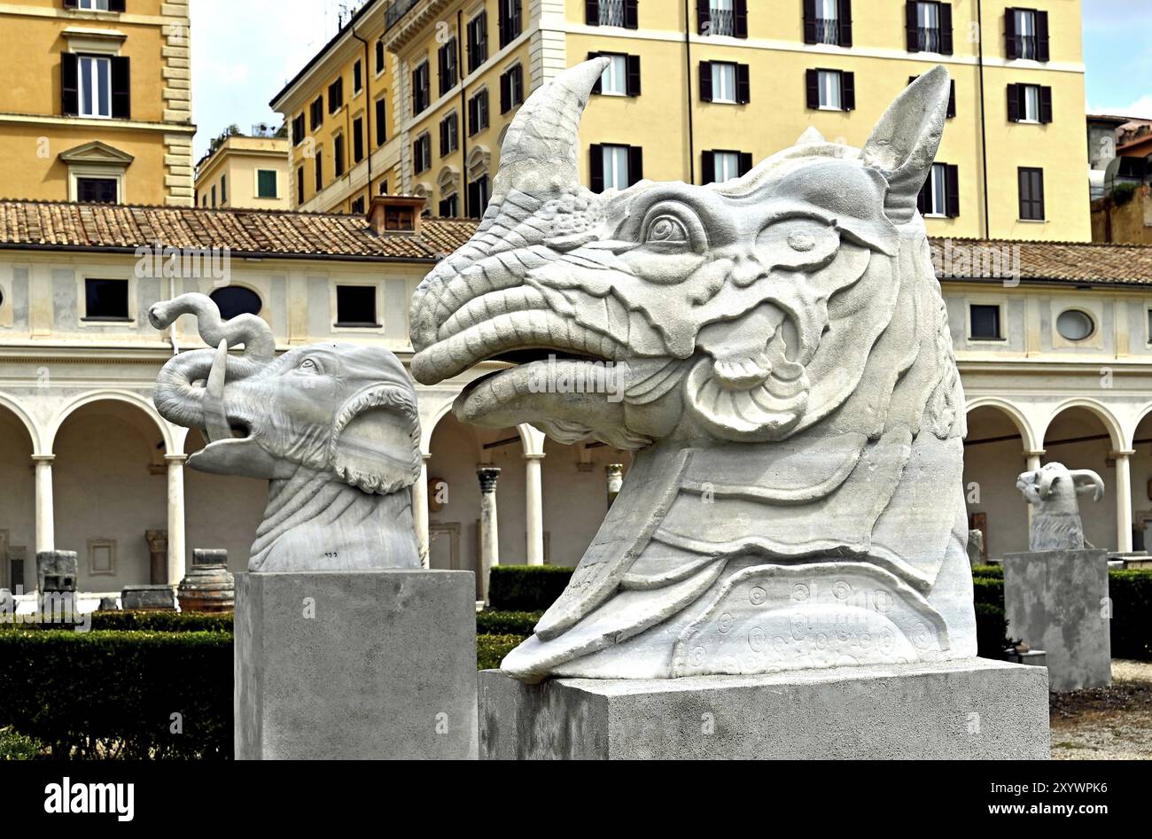 Ancient statue of animals Stock Photo - Alamy