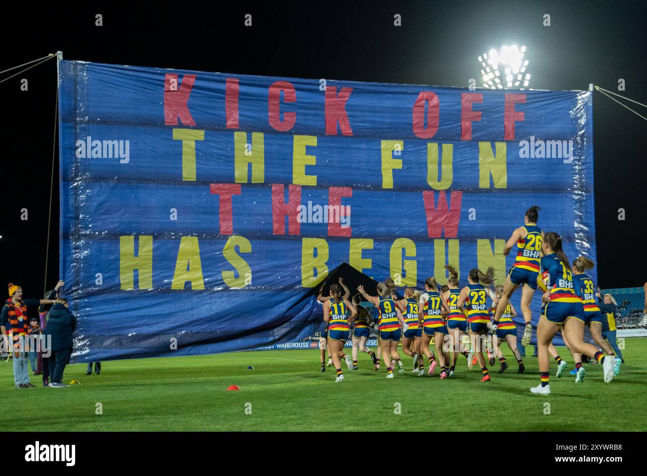 Adelaide crows 2024 hi-res stock photography and images - Alamy