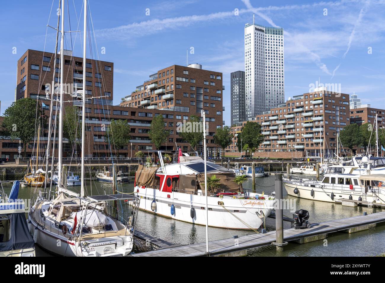 Rotterdam Marina, behind residential high-rise buildings at ...