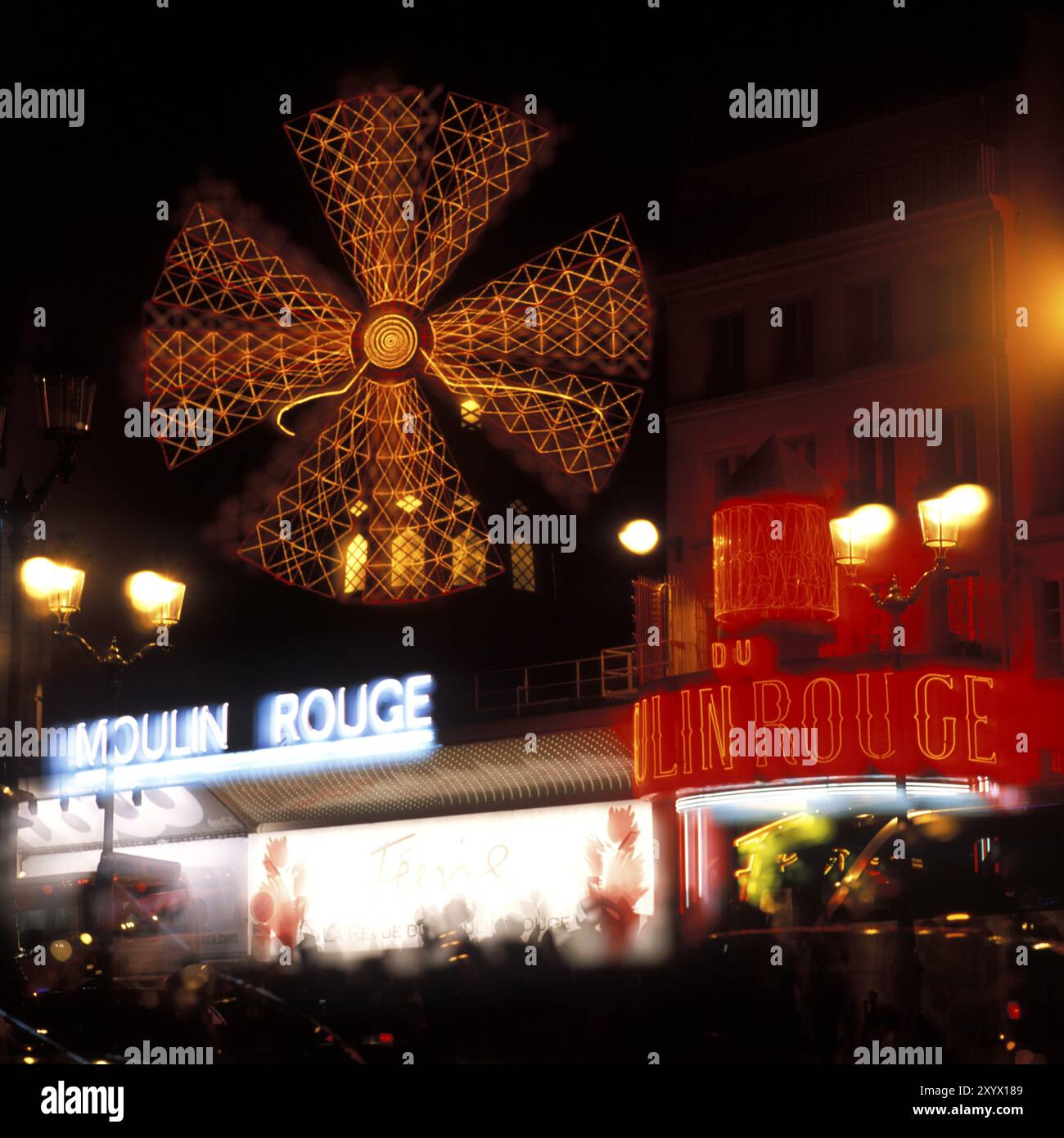 Moulin frankreich hi-res stock photography and images - Alamy