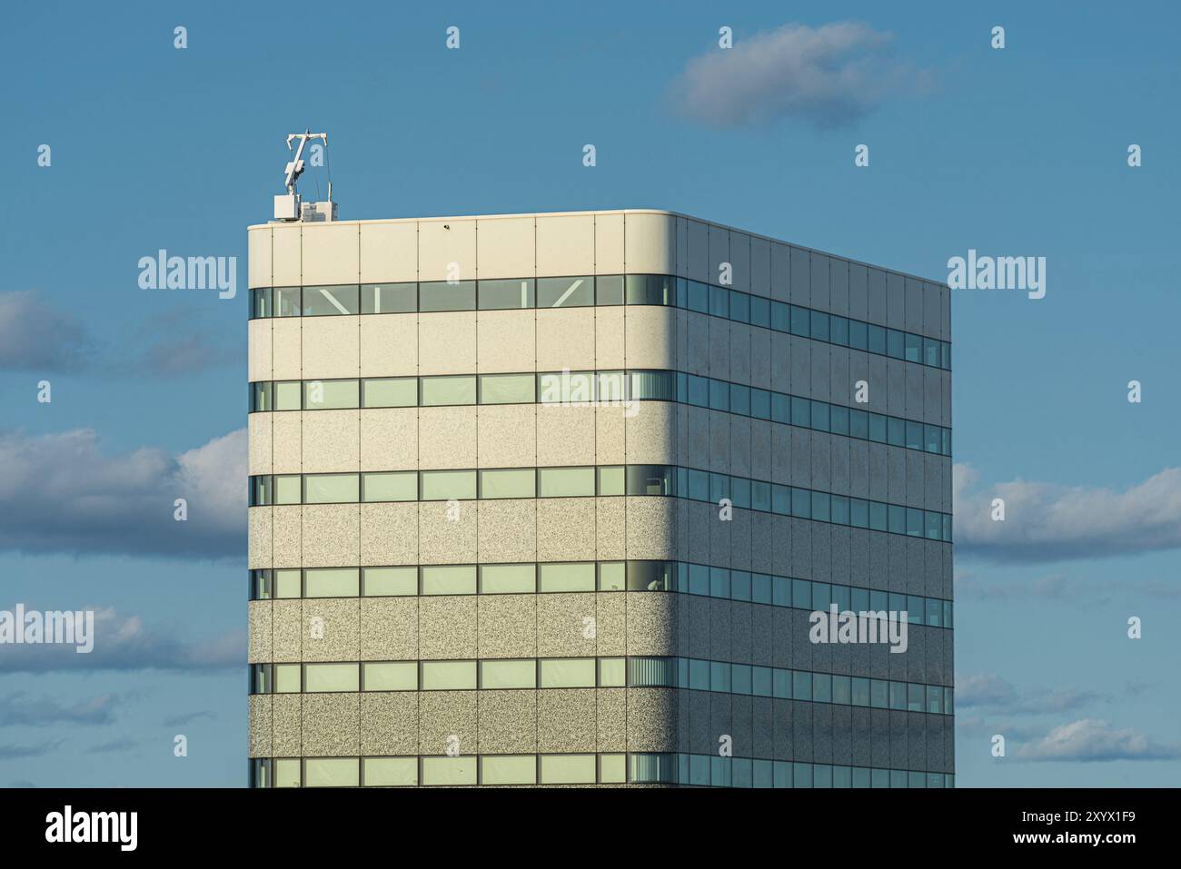 Top of a office high rise building Stock Photo - Alamy