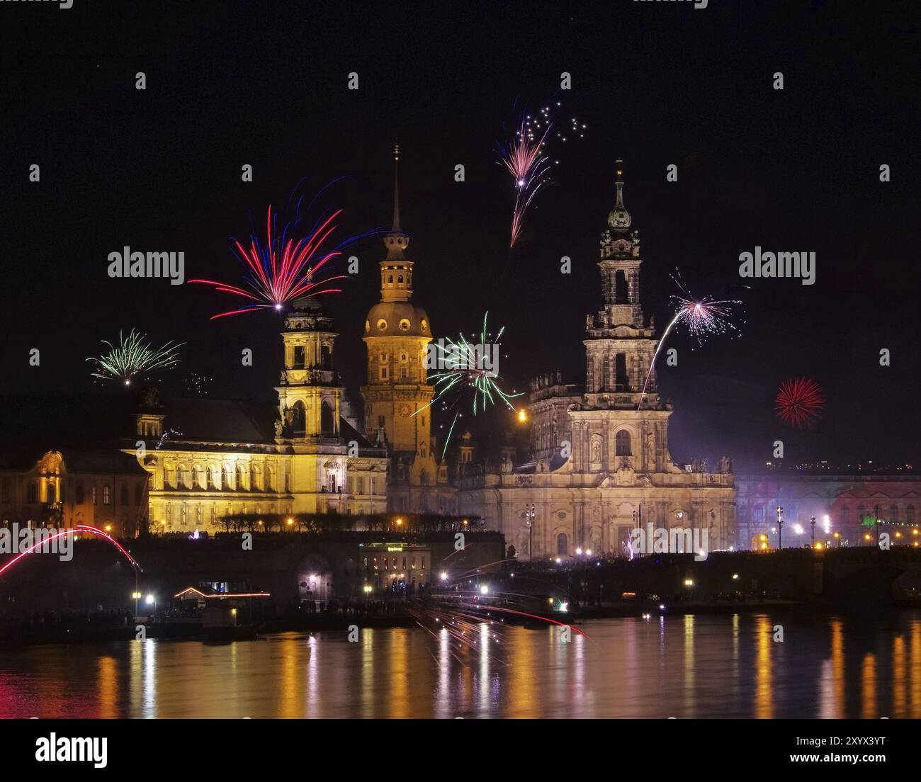 Catedral dresden hi-res stock photography and images - Alamy