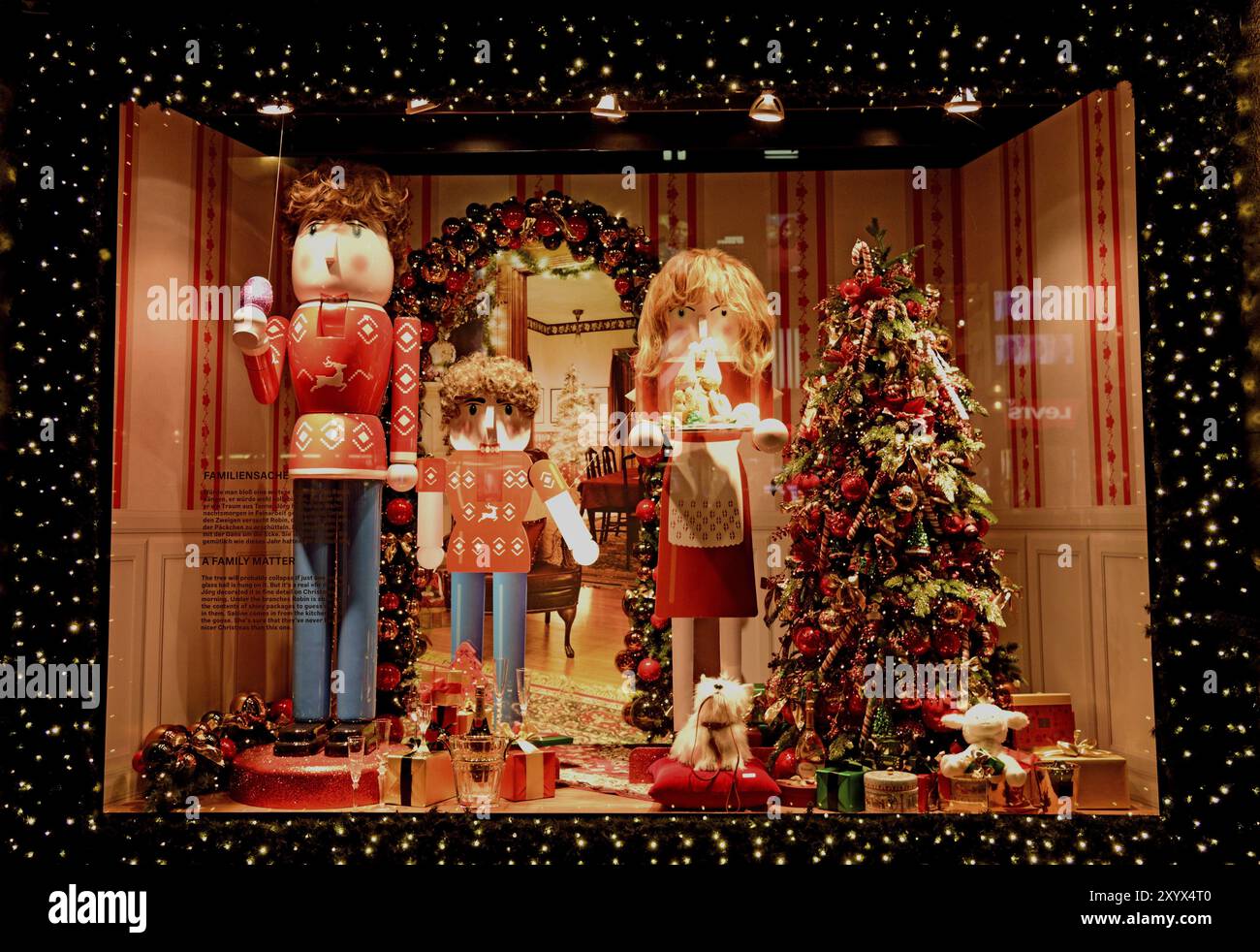 German christmas traditions munich hi-res stock photography and images ...