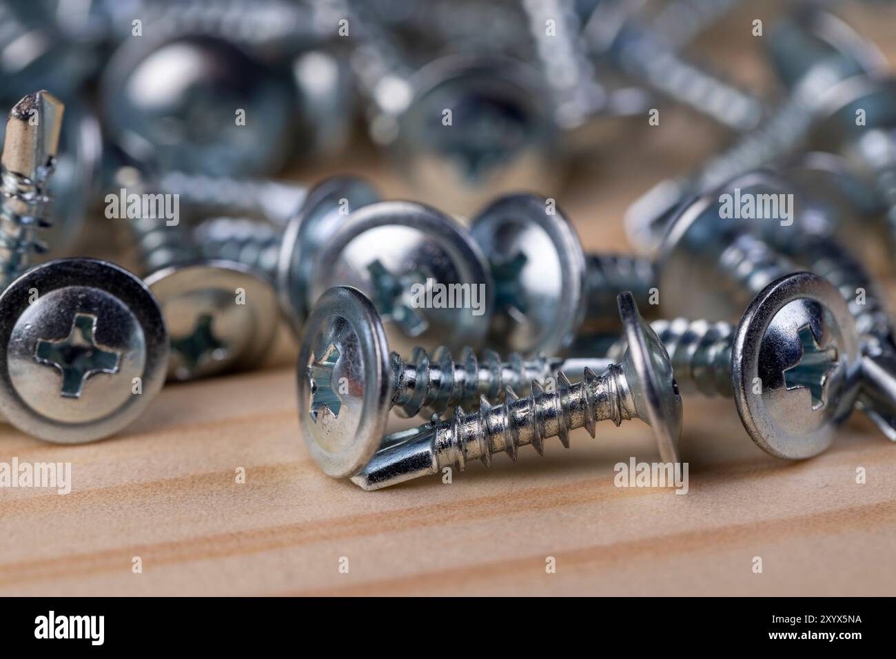 steel self tapping screws , self-tapping screws for attaching objects ...