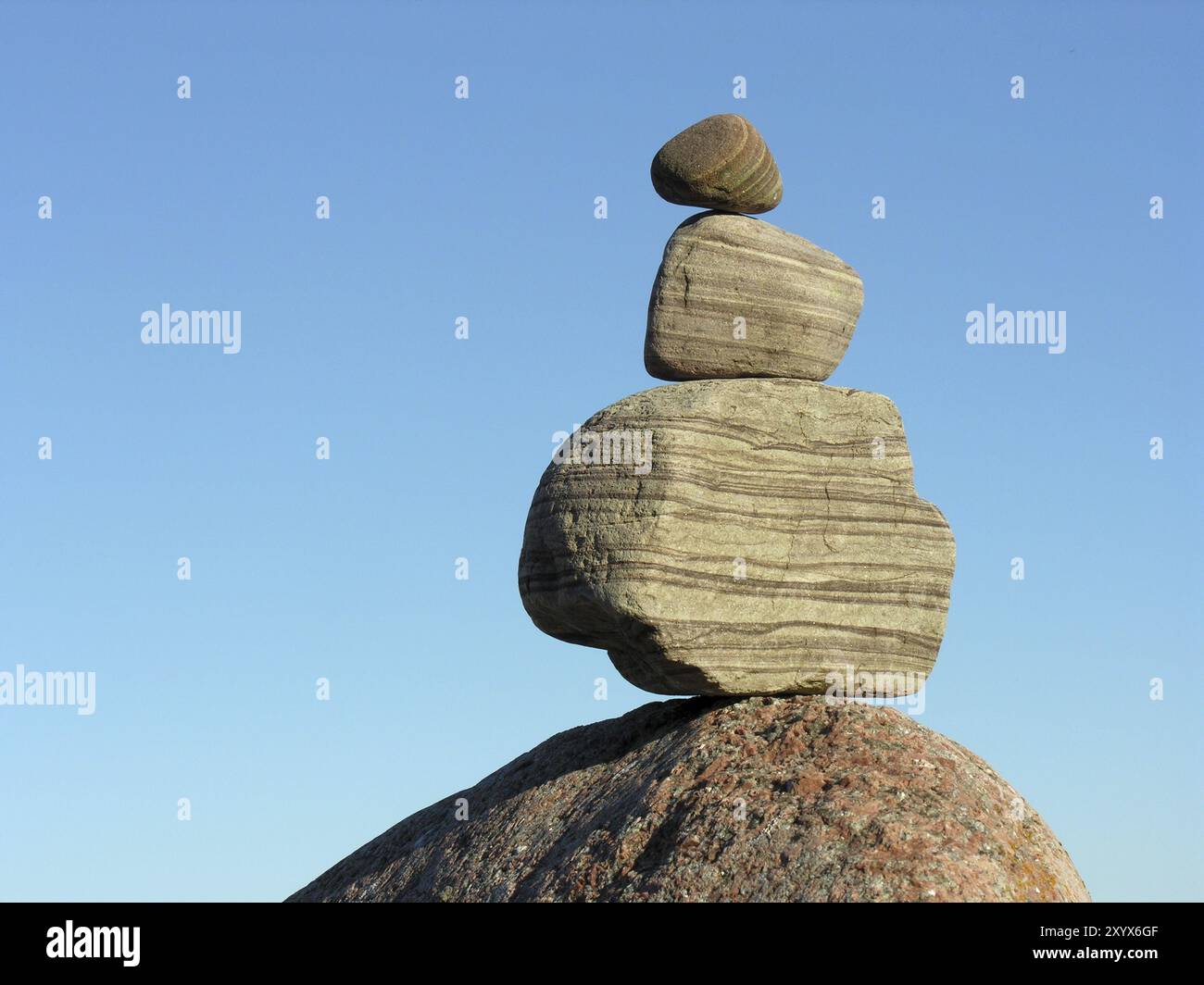 Stones balance stone balances hi-res stock photography and images - Alamy