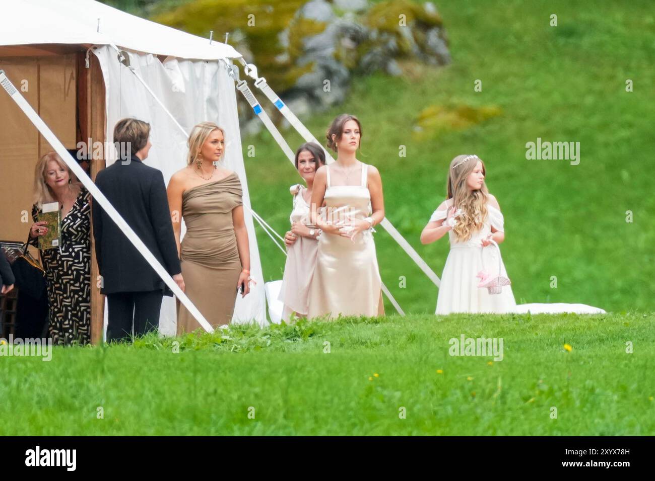 Geiranger 20240831. Leah Isadora Behn and Emma Tallulah Behn arrive at ...