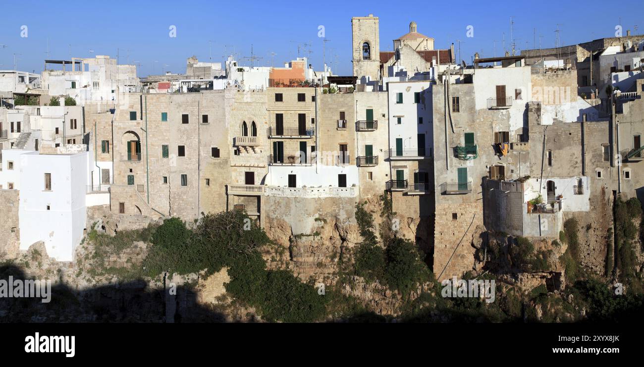 Overlooking cliffs polignano mare hi-res stock photography and images ...