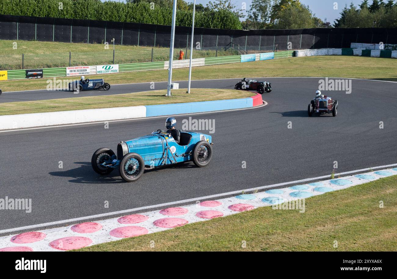 V.S.C.C. Bob Gerard Memorial Trophy Race Meeting, Mallory Park Racing ...