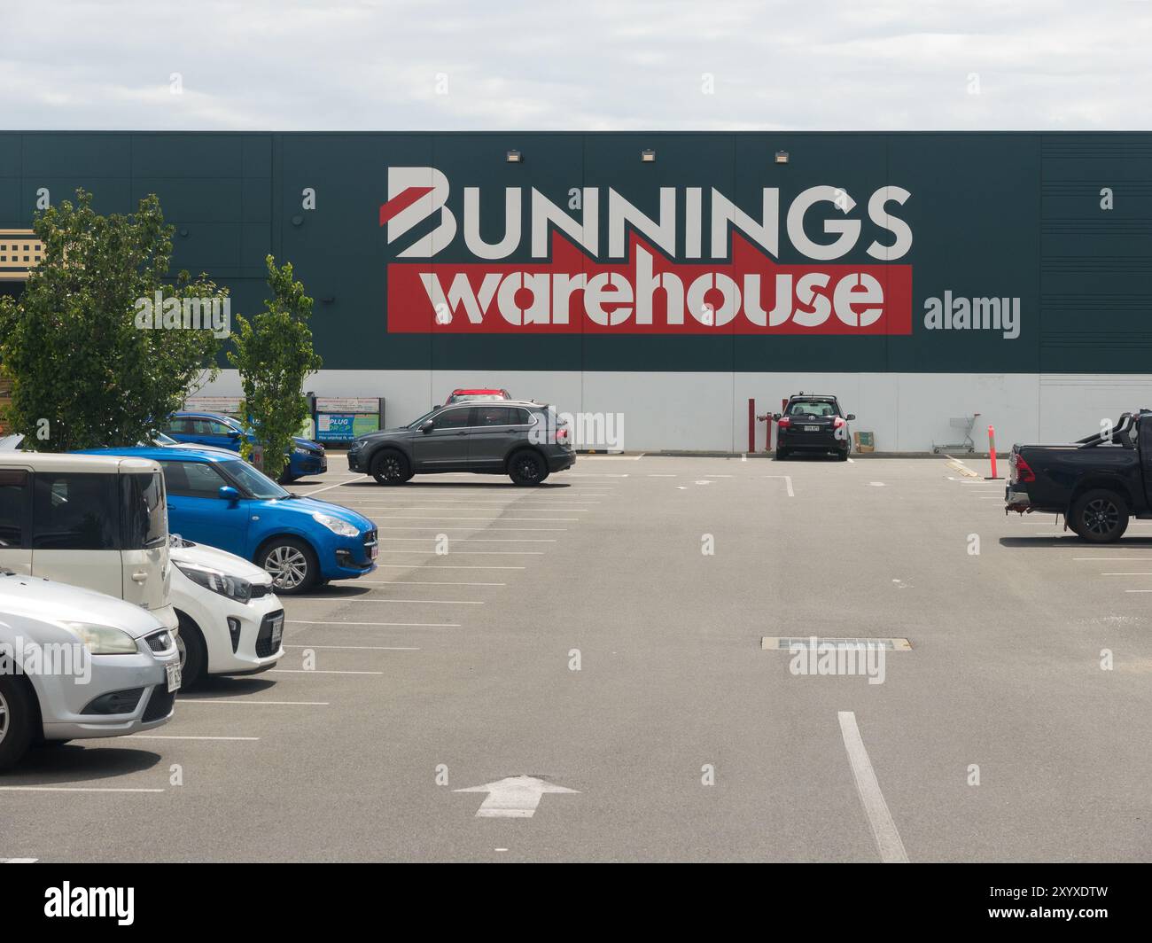 View of Bunnings Warehouse store and car park on sunny day in South ...