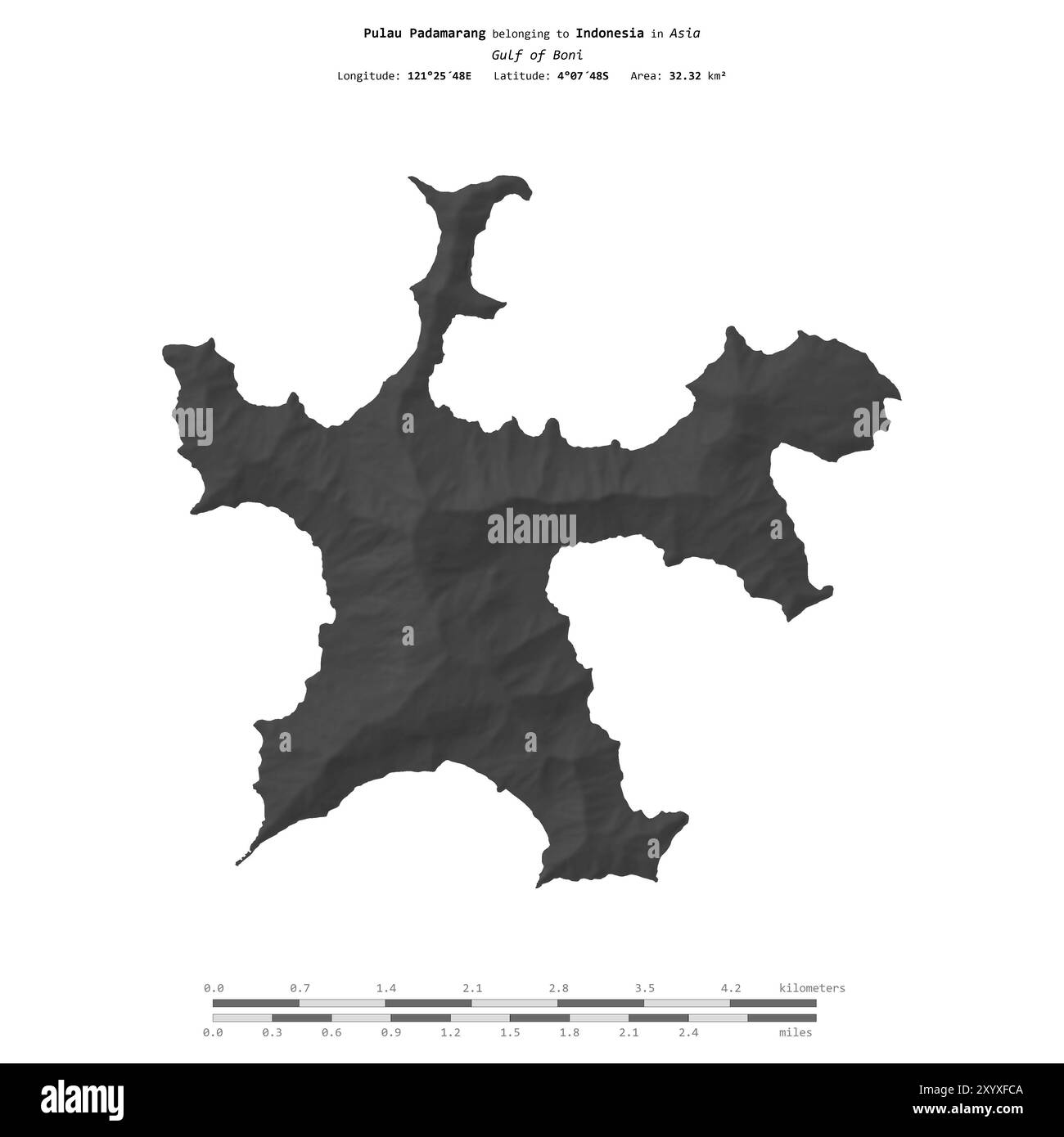 Pulau Padamarang in the Gulf of Boni, belonging to Indonesia, isolated ...