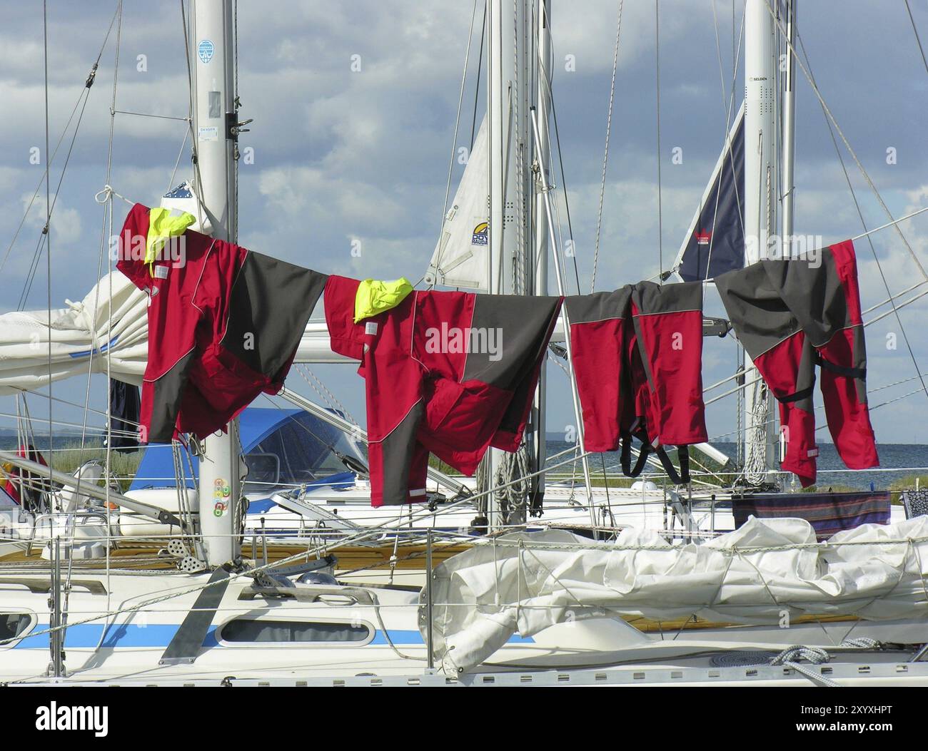 Oilskin jackets hi-res stock photography and images - Alamy
