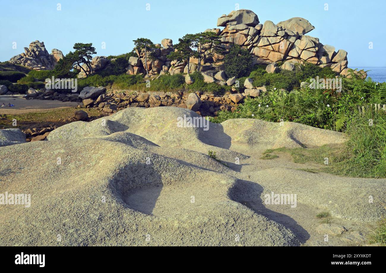 Weathered rock hi-res stock photography and images - Alamy