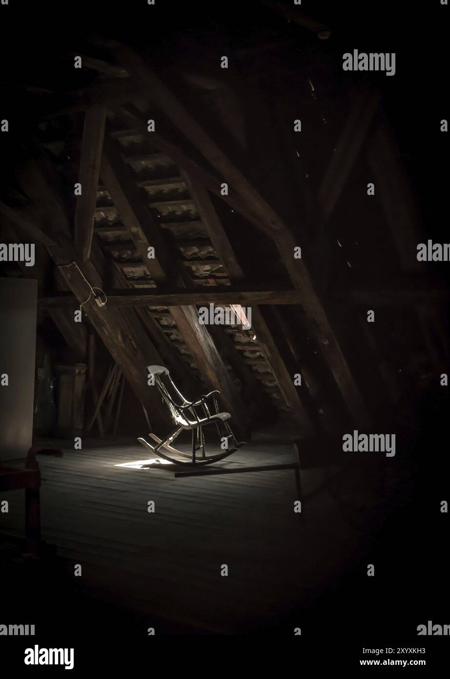 Empty rocking chairs hi-res stock photography and images - Alamy