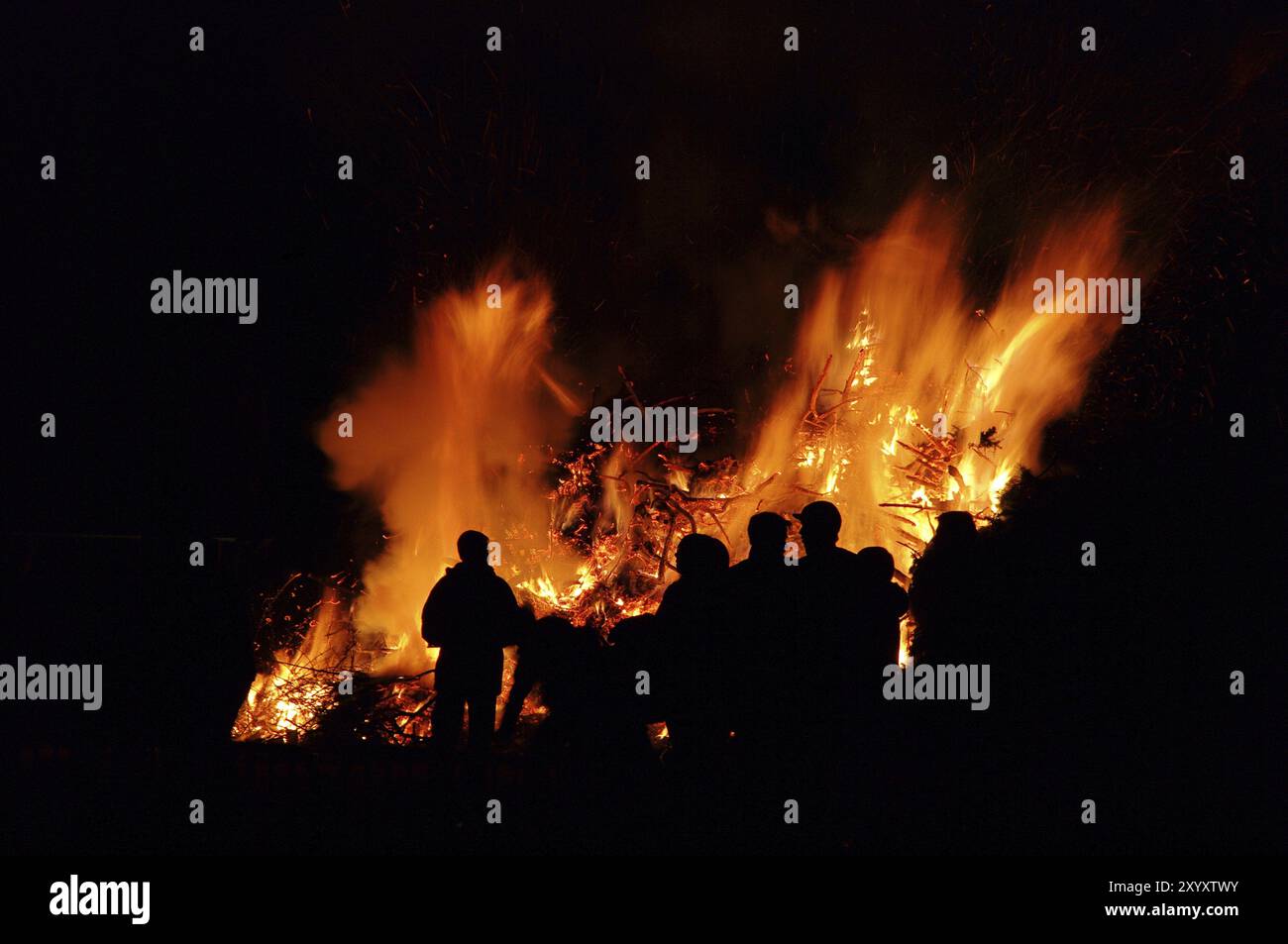 Burnings of witches hi-res stock photography and images - Alamy