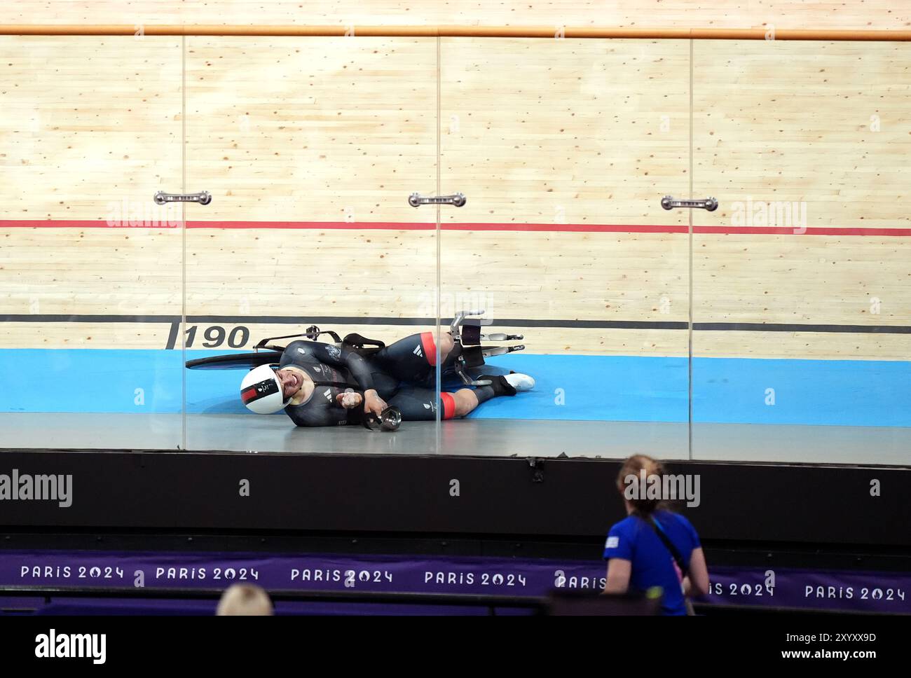 Great Britain's Archie Atkinson crashes during the Men's C4 4000m ...