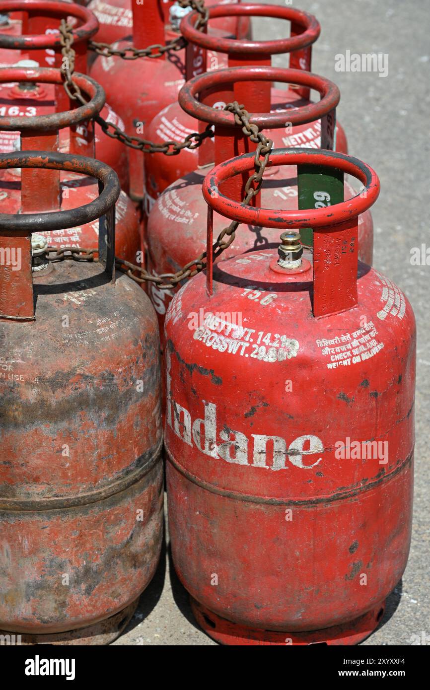 Indian cooking gas hi-res stock photography and images - Alamy
