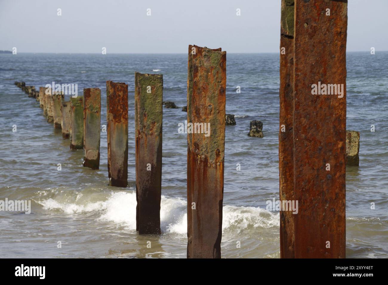 Rusting girder hi-res stock photography and images - Alamy