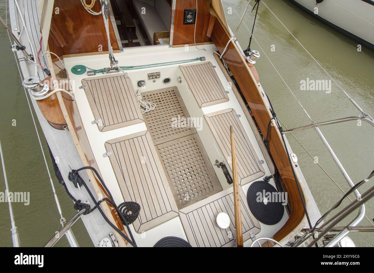 Cockpit view yacht sailing hi-res stock photography and images - Alamy