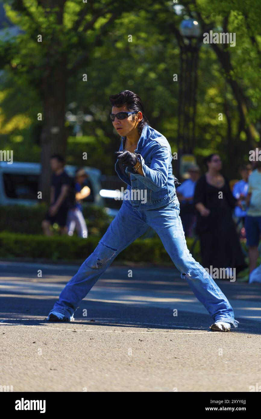 Dance movements rock'n'roll hi-res stock photography and images - Alamy