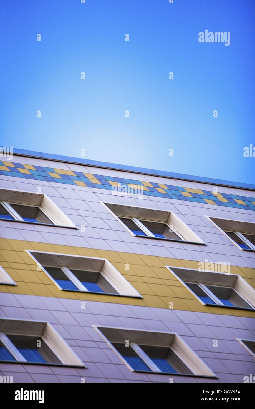 Glazed tile frontage hi-res stock photography and images - Alamy