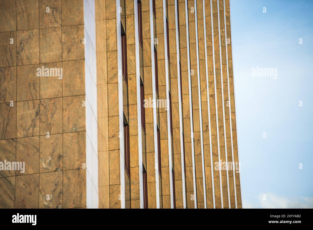 Shiny facade hi-res stock photography and images - Alamy