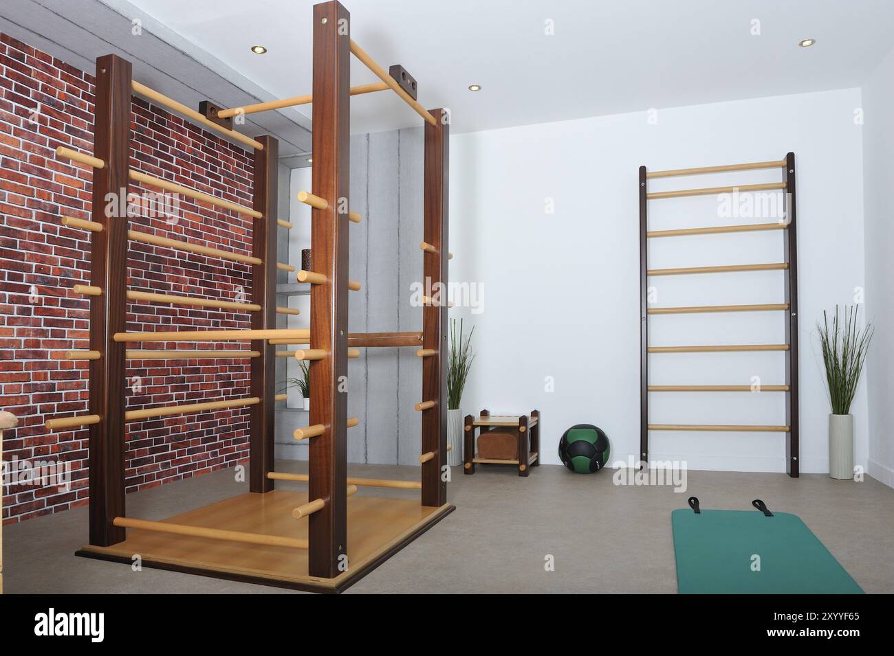 Gym supplies hi-res stock photography and images - Alamy