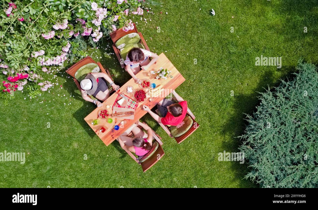 Aerial view family friends kids hi-res stock photography and images - Alamy