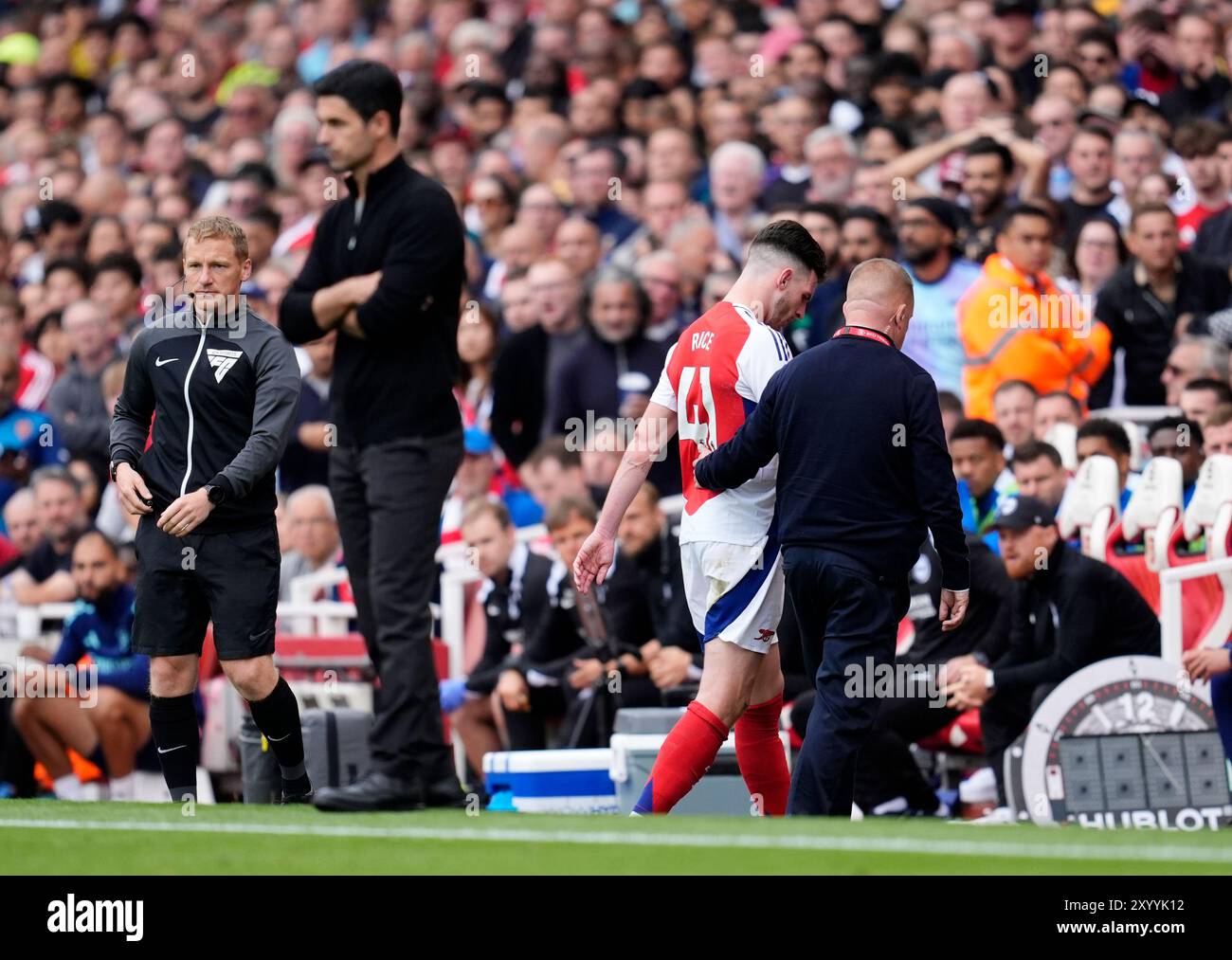 Declan rice red card premier league hi-res stock photography and images ...