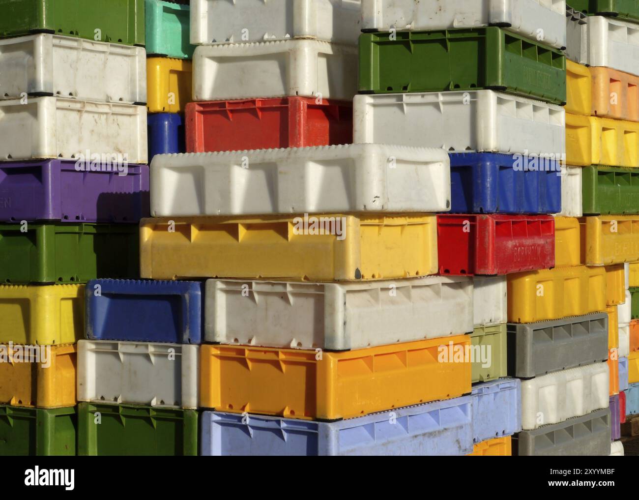 Makes boxes hi-res stock photography and images - Alamy