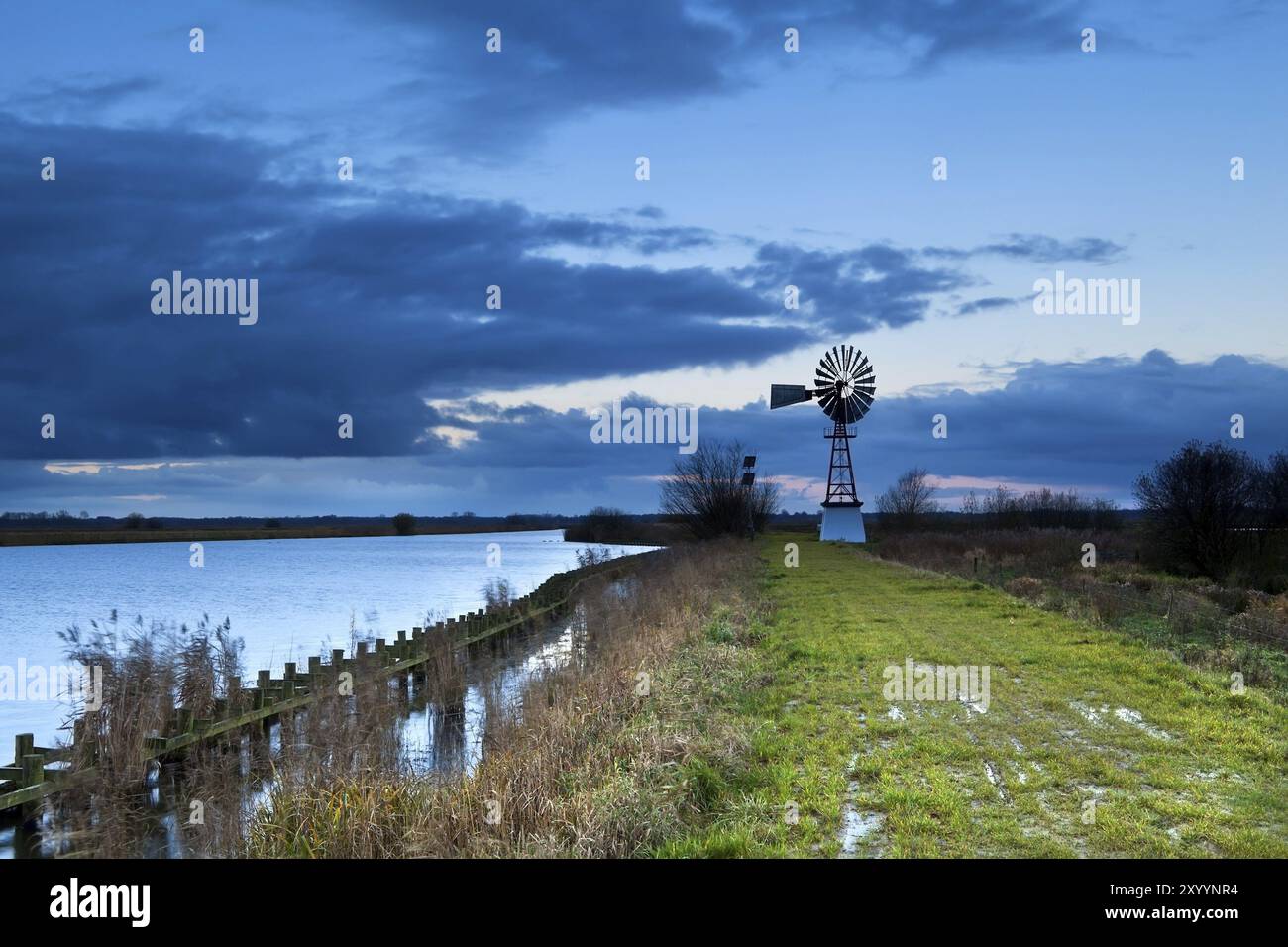 First morning sun windmills hi-res stock photography and images - Alamy