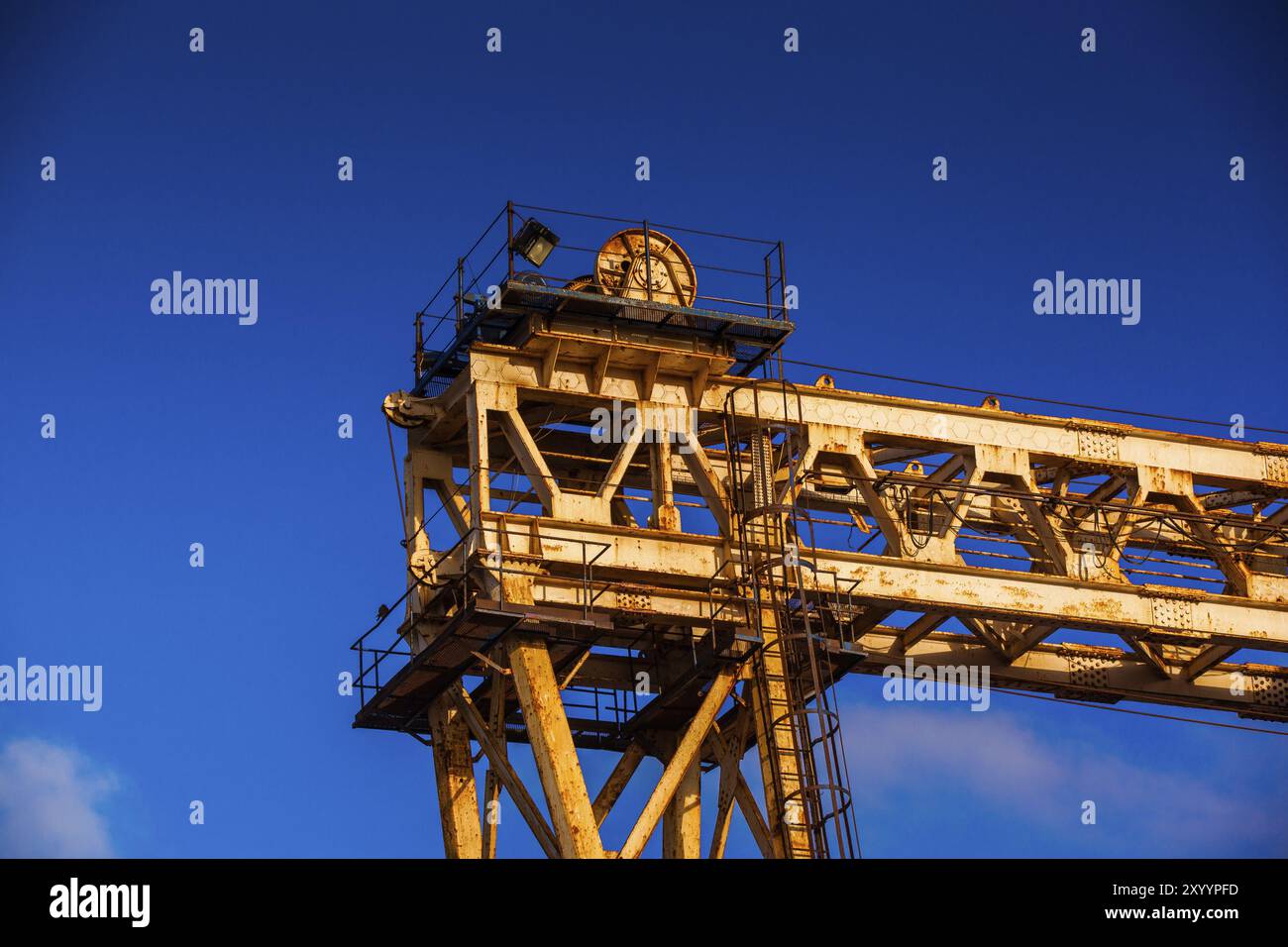 Rusty crane hi-res stock photography and images - Alamy